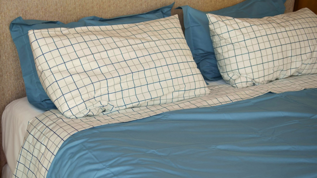 Bed Sheets - 100% Peruvian Pima Cotton